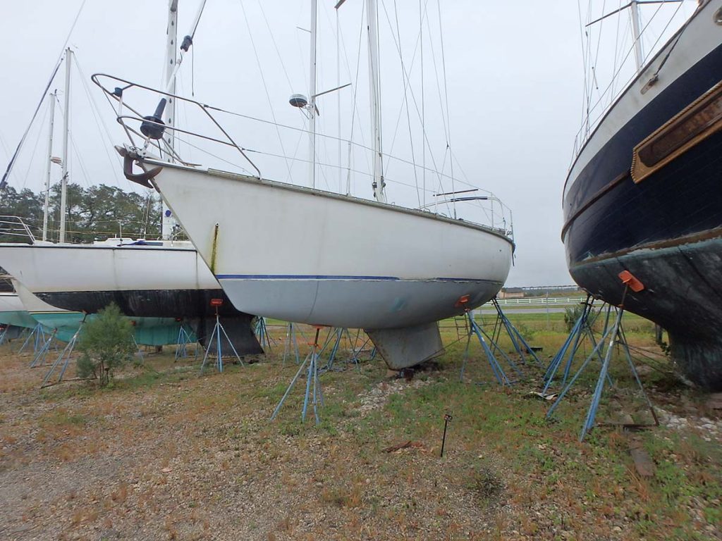 Worker Safety When the Vessel is in the Air | Marina Dock Age